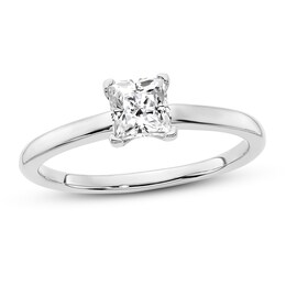 Shop Solitaire Engagement Rings | Jared